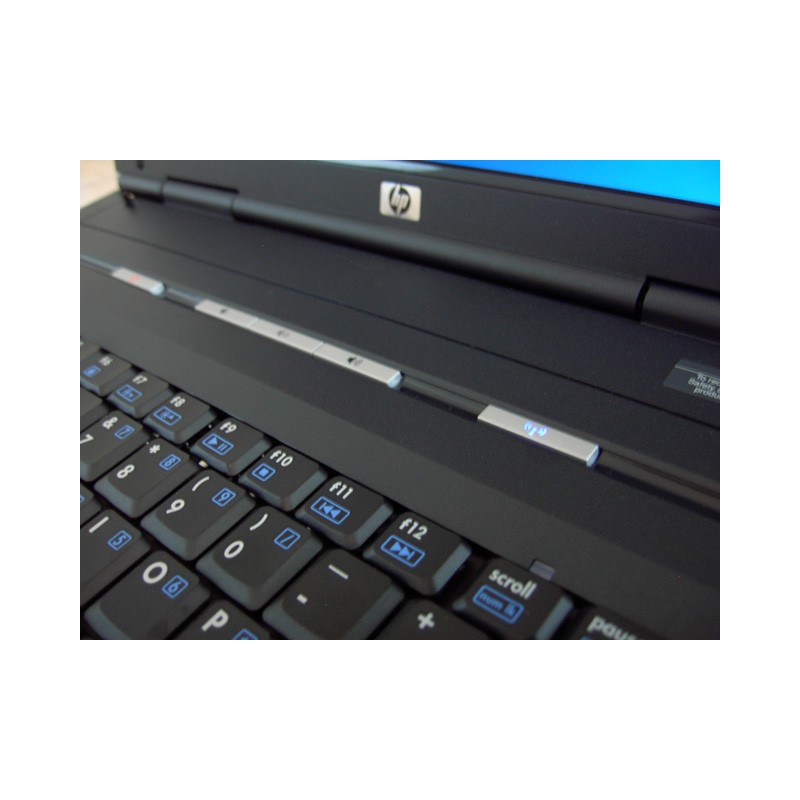 HP PAVILLON ZE2000 Sous Windows XP - Ram 1 Go N°072303 - GRADE B